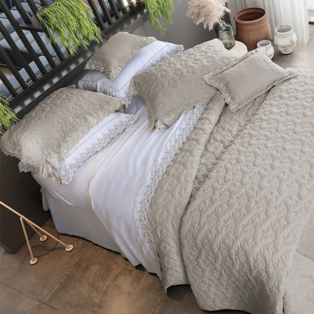 Colcha queen: confira opções para usar na primavera | Dicas da Donna